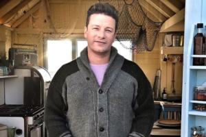 Do you recognize him? THIS is what Jamie Oliver looked like back in the ...