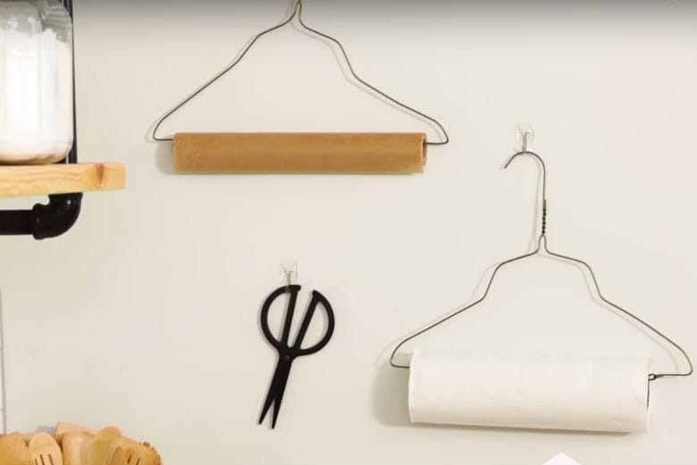 This is why you should hang a clothes hanger in your kitchen