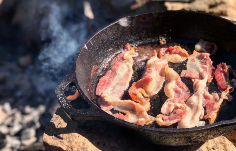 Why you should always rinse bacon strips in water before cooking
