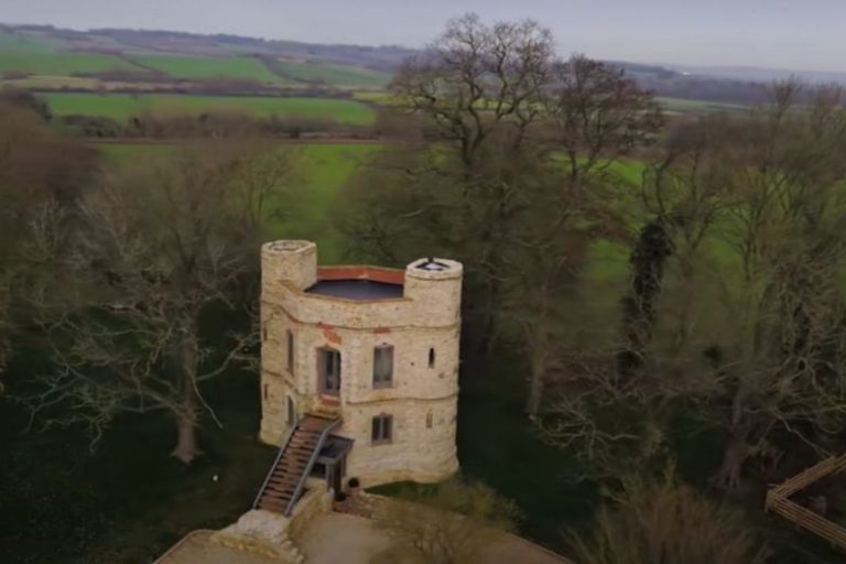 Architect transforms castle ruins into a beautiful house