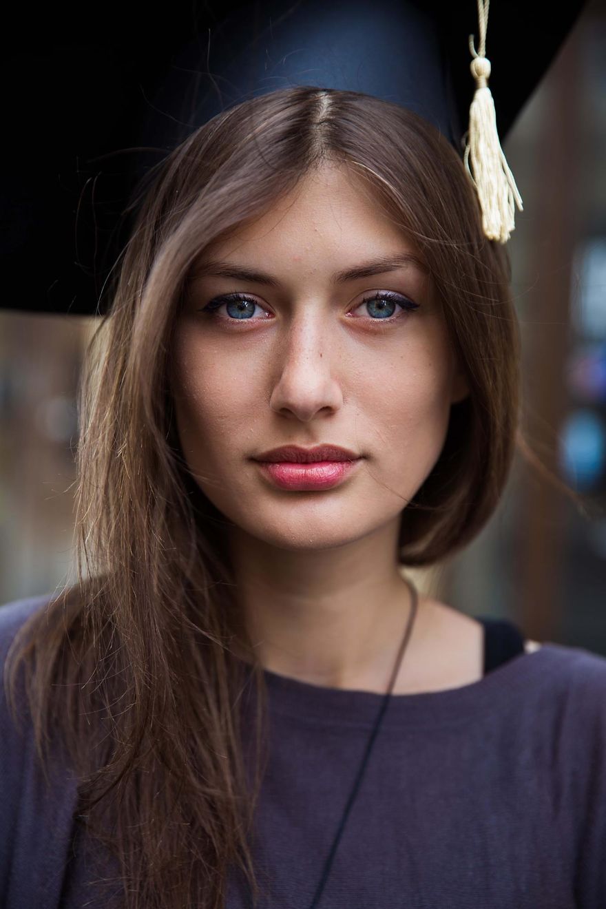 30 beautiful women from around the world