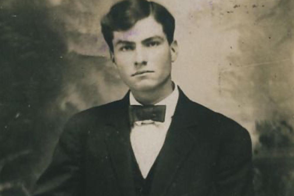 This Is What The Perfect Male Body Looked Like 100 Years Ago (And Every ...