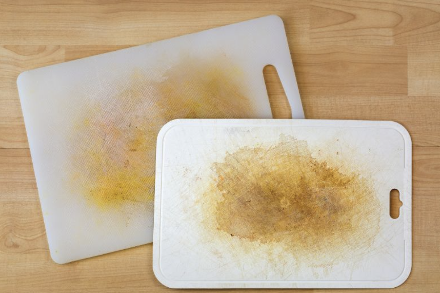 Stubborn Stains In Your Plastic Cutting Board? This Is How To Get Rid ...